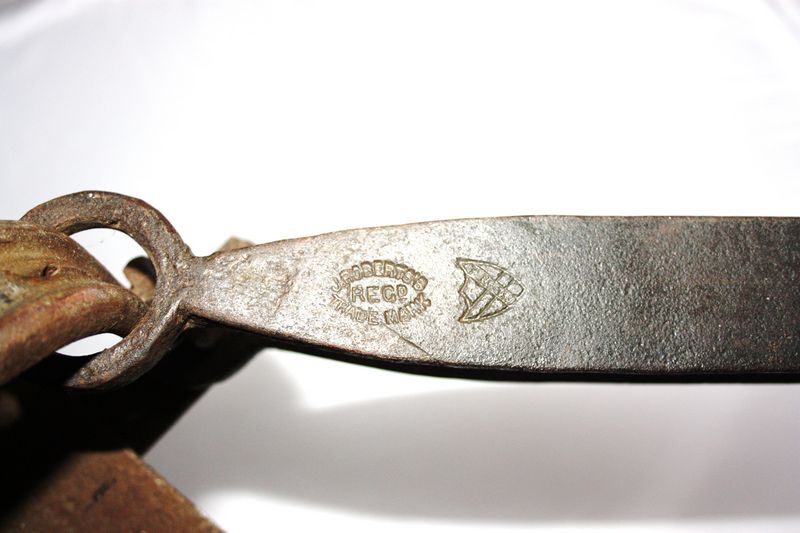 Vintage Traps | Large Vermin Trap - RobertsVintage Traps