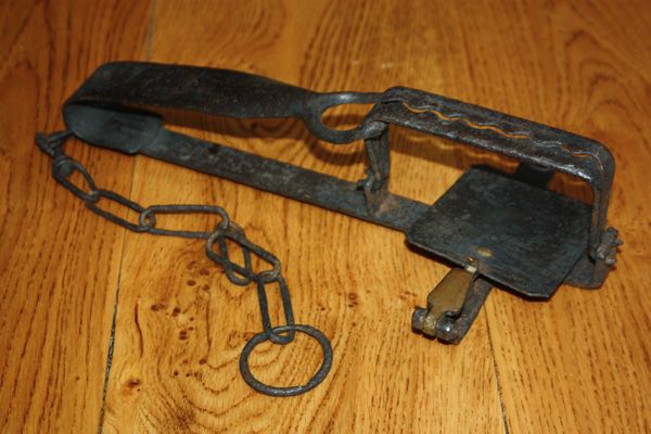 Vintage Traps | 8181bVintage Traps